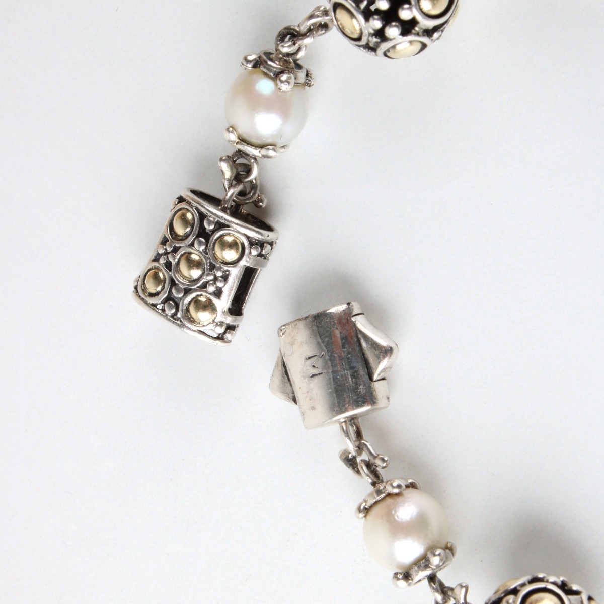 John Hardy Silver Bracelet | Kodner Auctions