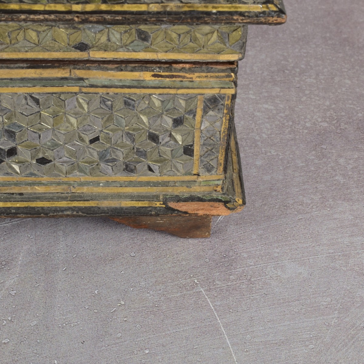 Antique Indian Rectangular Storage Box | Kodner Auctions